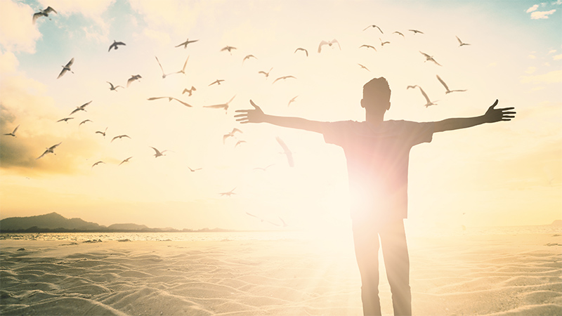 Cinco claves del bienestar integral para sentirte pleno o plena